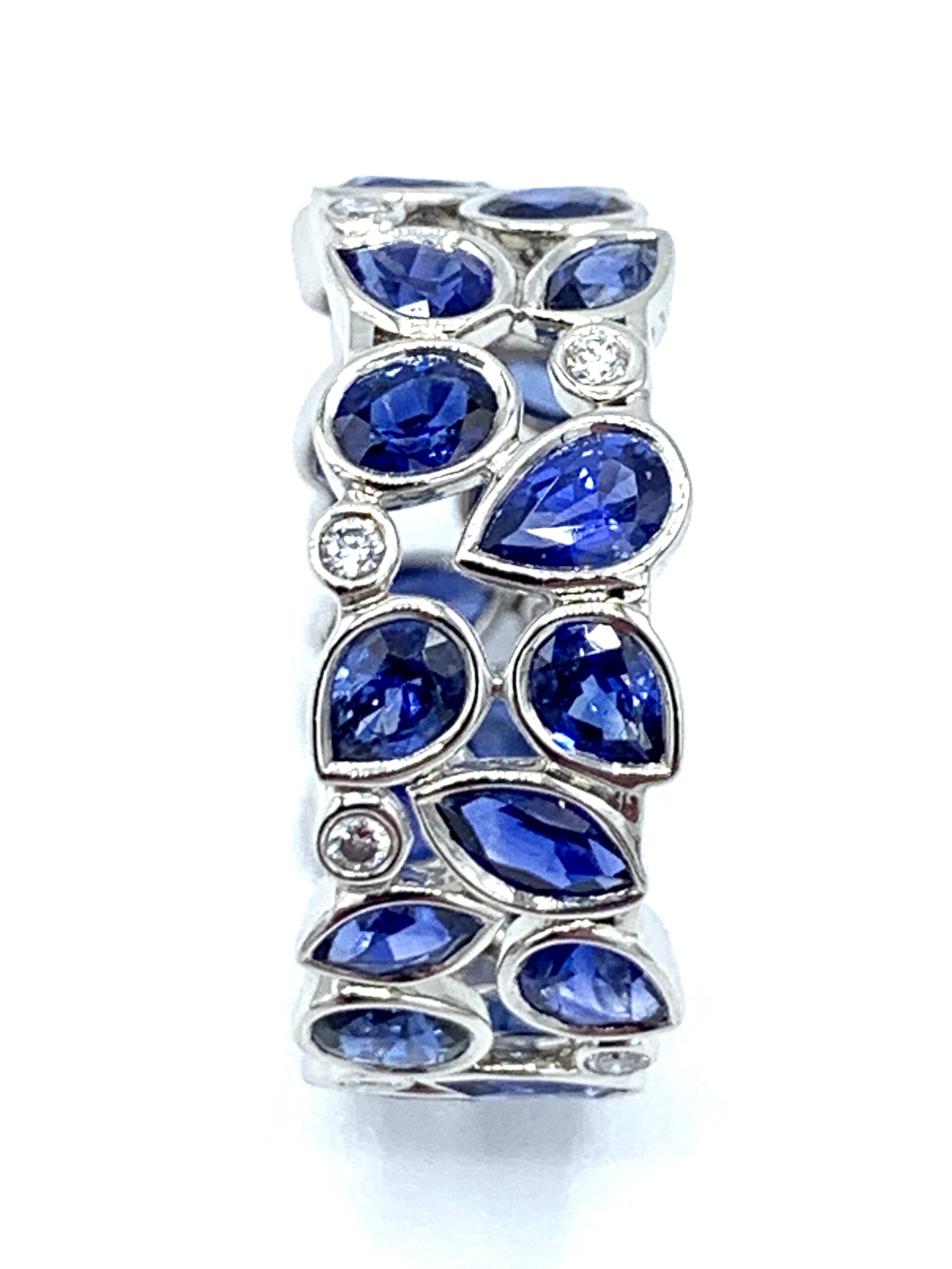 Robert Procop De La Vie Blue Sapphire and Diamond Platinum Band Ring